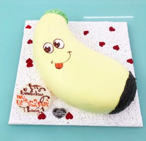 Bánh sinh nhật tạo hình 3d ấu trùng lavar màu vàng ngộ nghĩnh đáng yêu ...