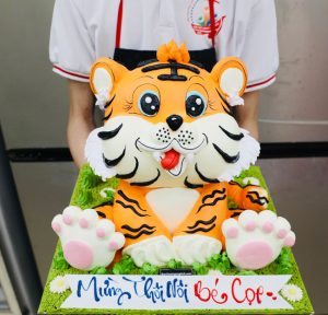 Bánh sinh nhật tạo hình 3d bé cọp tuổi dần đẹp hoành tráng thôi nôi bé ...